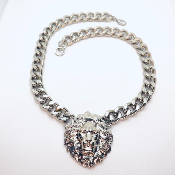 Jewelry | Silver Lion Chain Necklace | Poshmark